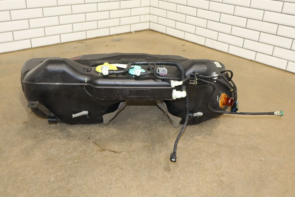 12-15 Chevy Camaro SS 6.2L V8 19 Gallon Fuel Tank with Pumps 43K OEM | eBay