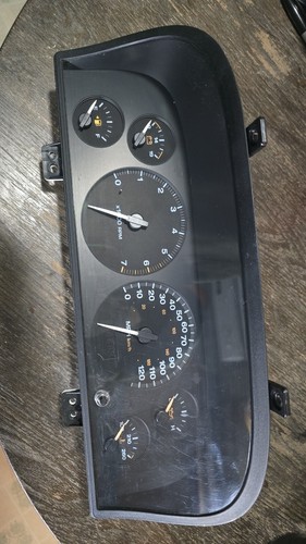 2002-2004 Jeep Grand Cherokee Laredo 56050802AB Speedometer Speedo ...