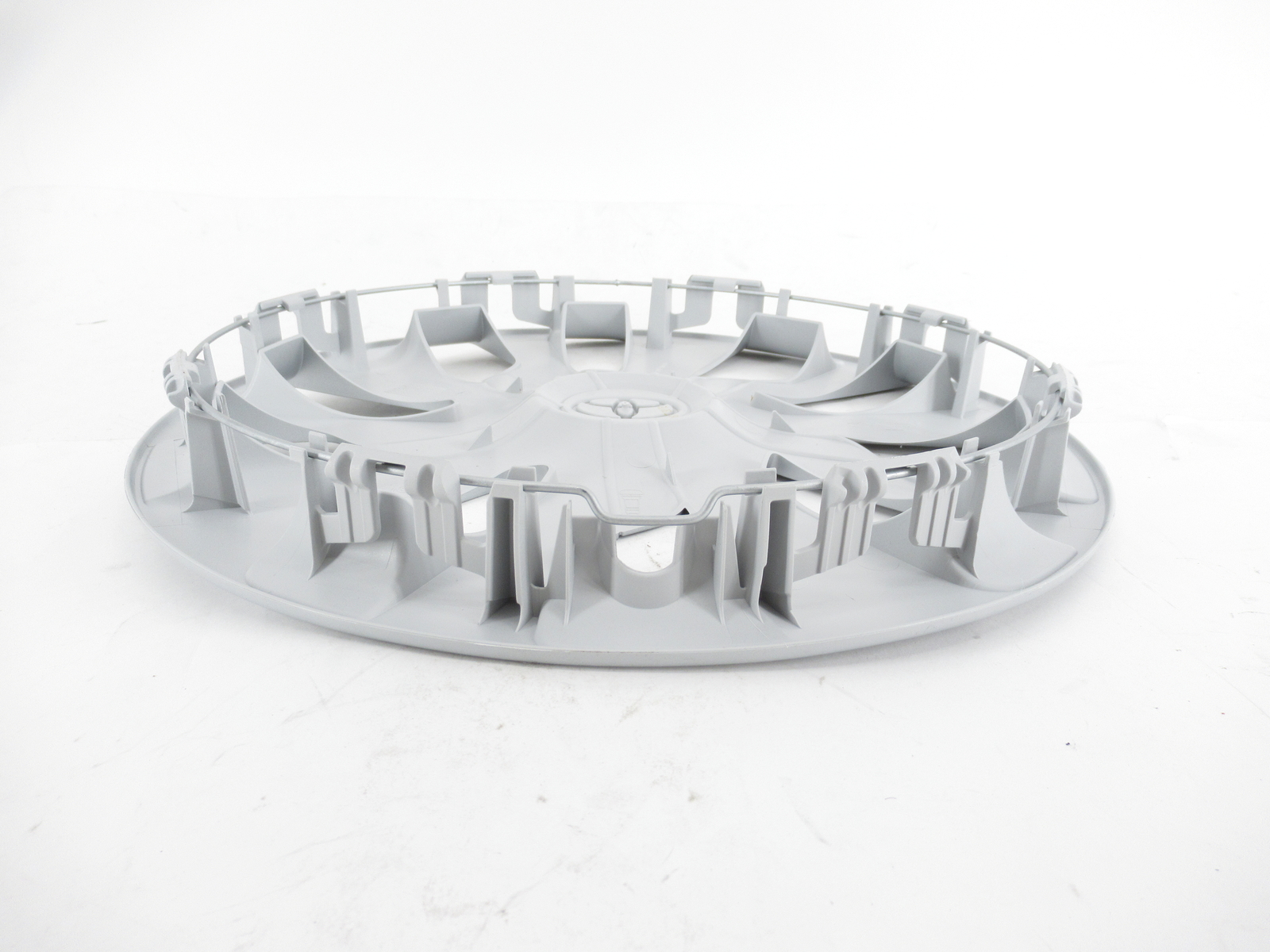 Genuine OEM Toyota 42602-0D300 15" Wheel Cover Hub Cap 2015-2018 Toyota ...