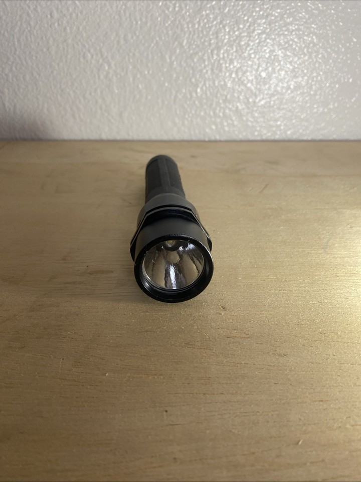 Streamlight SCORPION Led Flash Light | eBay