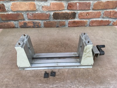 Engraving - Hermes Vanguard