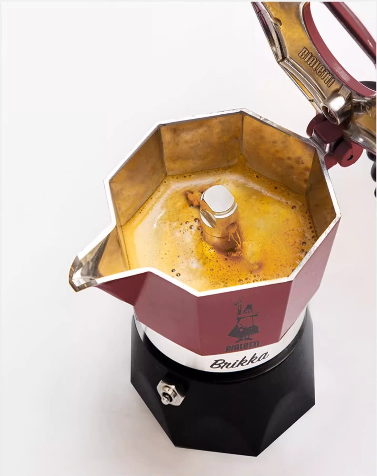 NEW Bialetti Brikka Express Moka Pot Integrated Valve 4 Cups Red RRP ...