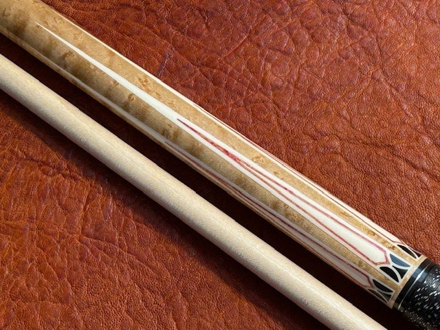 Schon Pool Cue Model Elite 2400-4. With Schon Shaft. Linen Wrap. Red ...