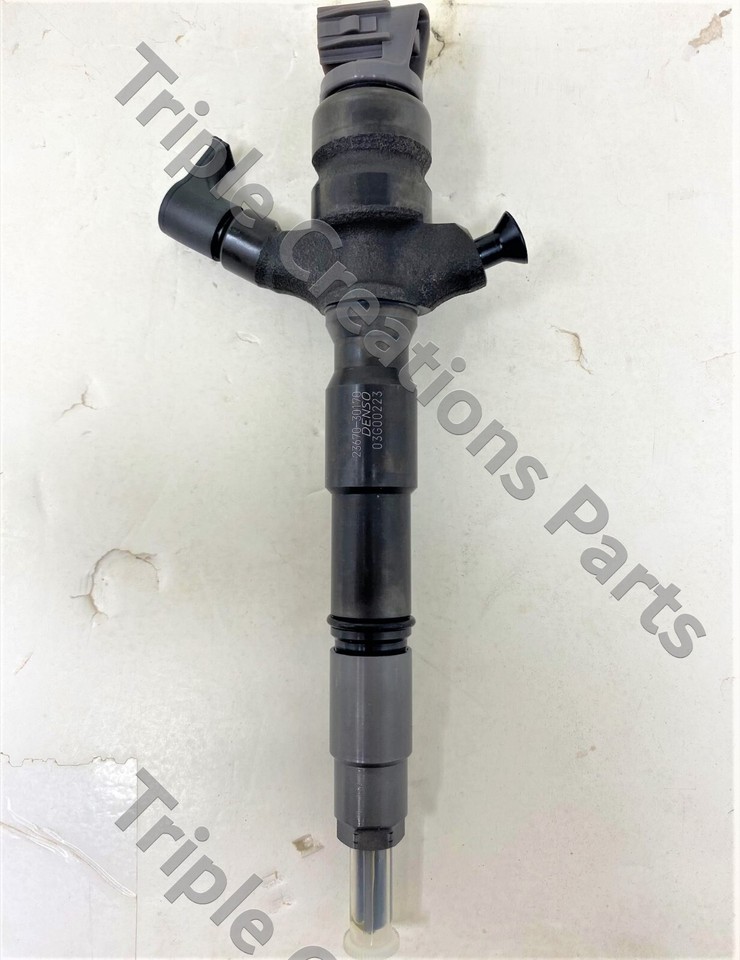 Toyota Genuine 2367039445 Injector Assy 23670-39445 OEM | eBay