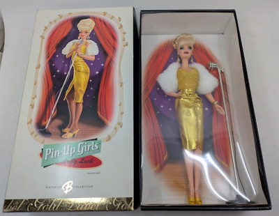 A) N.I.B. 2006 MATTEL GOLD LABEL PIN-UP GIRLS LADY LUCK WITH MICROPHONE ...