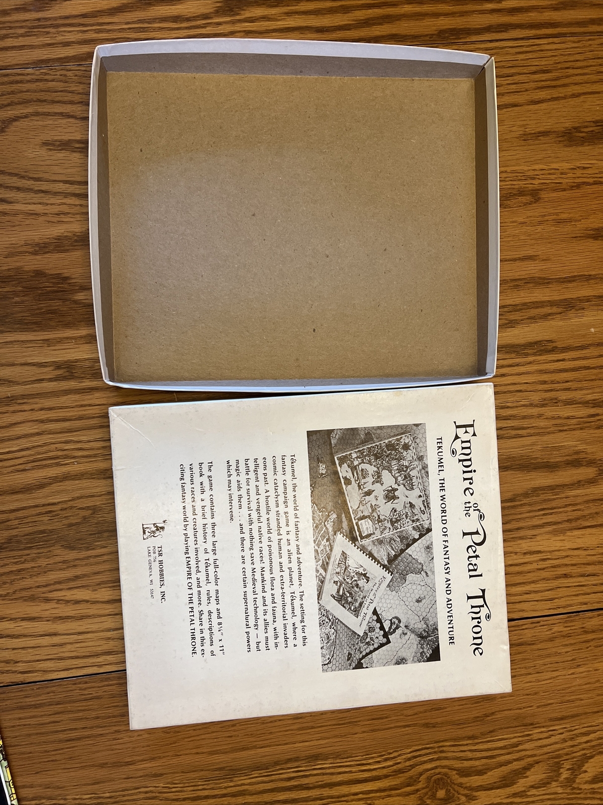 ULTRA RARE & COMPLETE! EMPIRE OF THE PETAL THRONE RPG Boxed Set 1975 ...