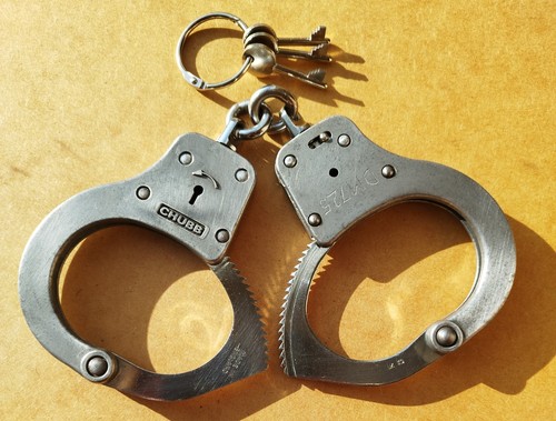 Handcuffs, Chubb IK70 With 3 Keys | eBay