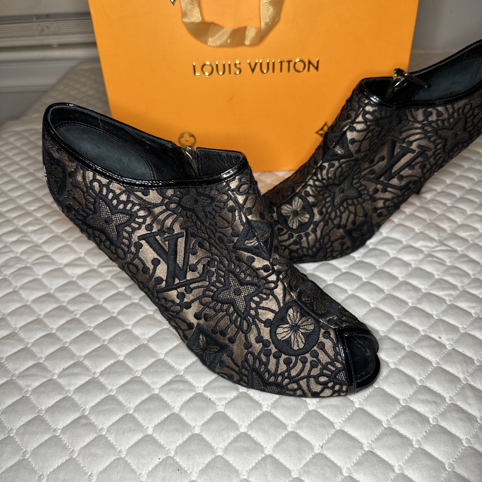 LOUIS VUITTON Ankle Satin Monogram Booties Heels in B… - Gem