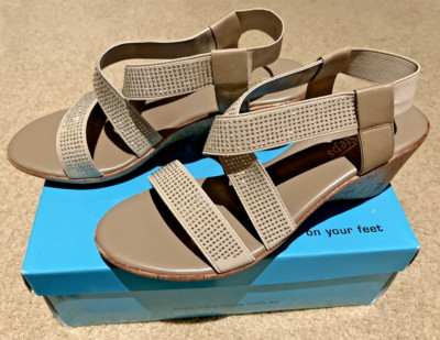 NEW EASY STEPS Womens Island Cork Wedge Embellished Sandal Shoes - Size ...