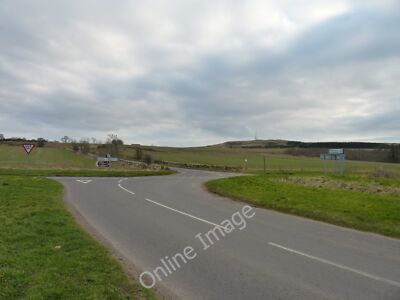 Photo 12x8 Offset crossroads Denhead/NO4613 At Claremont, south of ...