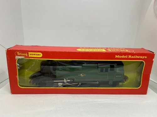 Triang Hornby OO Gauge R59S BR 2-6-2 Tank Class 3MT Locomotive 82004 ...