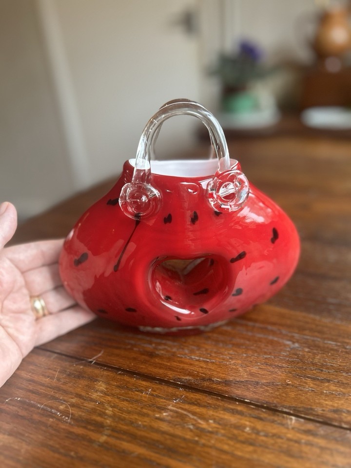 HAND BLOWN RED AND BLACK ART GLASS HEART HANDBAG VASE POLISHED PONTIL ...