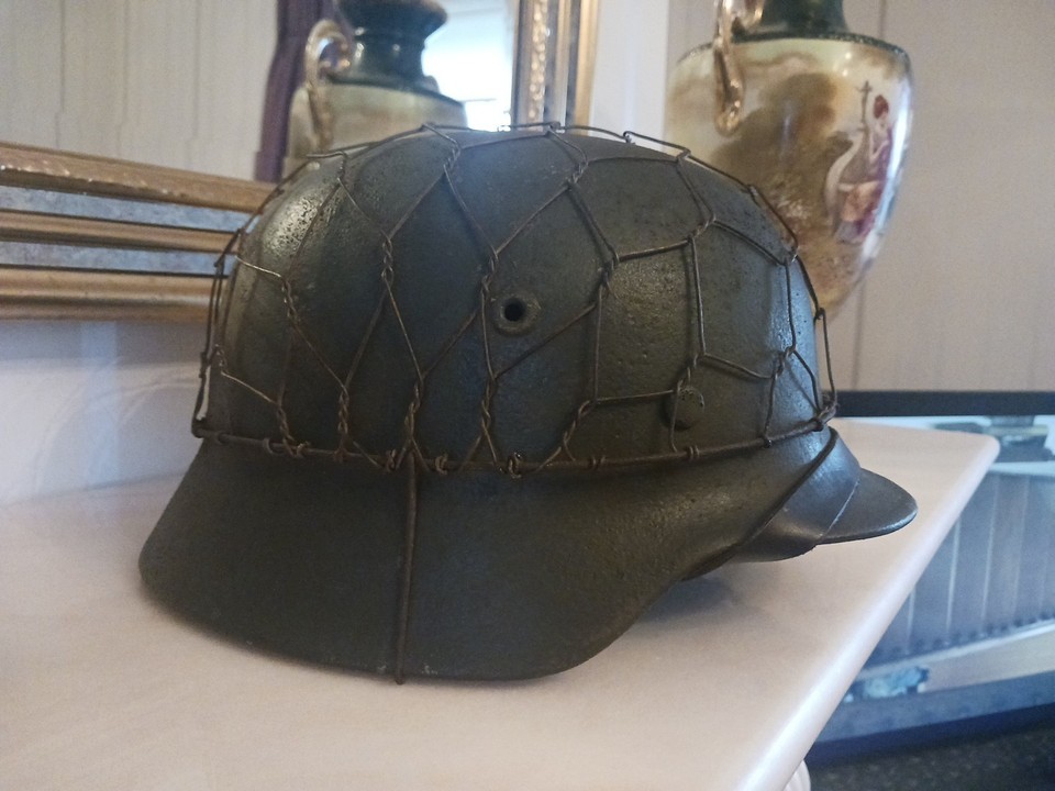 ORIGINAL!! German WW2 M40 Stalhelm-Steel Helmet with /Leather Liner ...