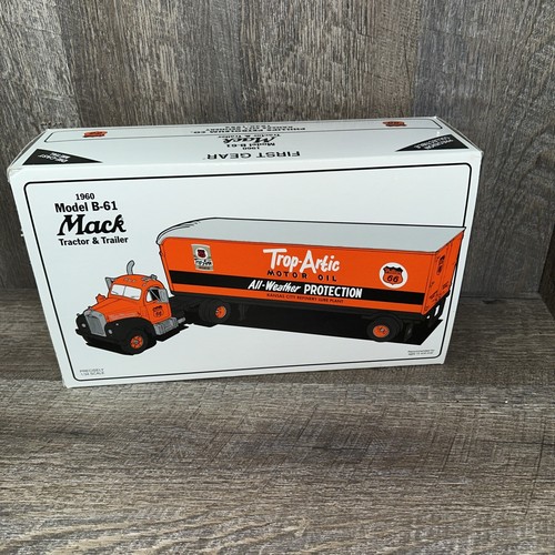 1996 First Gear 1960 Mack Phillips 66 Kansas City Refinery Model B-61 1 ...