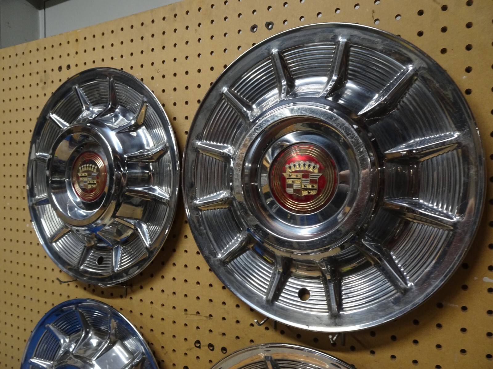 1957 Cadillac Hub Caps 15" Set of 4 Caddy Wheel Covers Hubcaps 57 | 15 ...