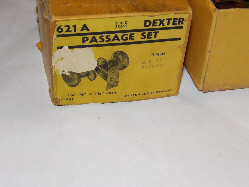 VINTAGE 1940s DEXTER PASSAGE SET PARTS! INCOMPLETE! KNOBS & MORE ...