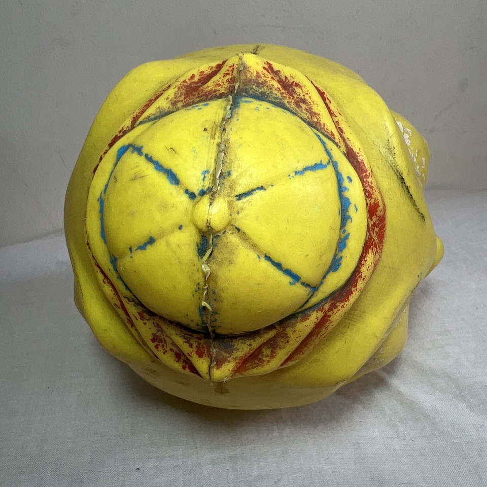 Vintage MC Yellow Humpty Dumpty Egg Chime Musical toy Plastic 60s 8 ...