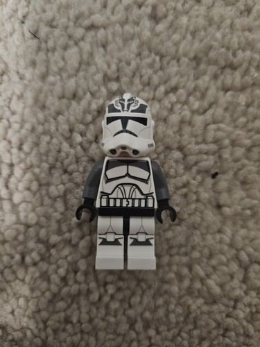 LEGO Star Wars 104th Battalion Wolf Pack Minifigure Clone Trooper ...