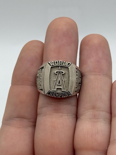 Anaheim Angels World Series Sample Championship Ring 2002 Fox Sport Net ...