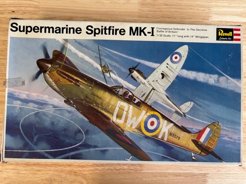 Vintage Revell 1/32 Scale Supermarine Spitfire MK-1 Fighter Aircraft ...