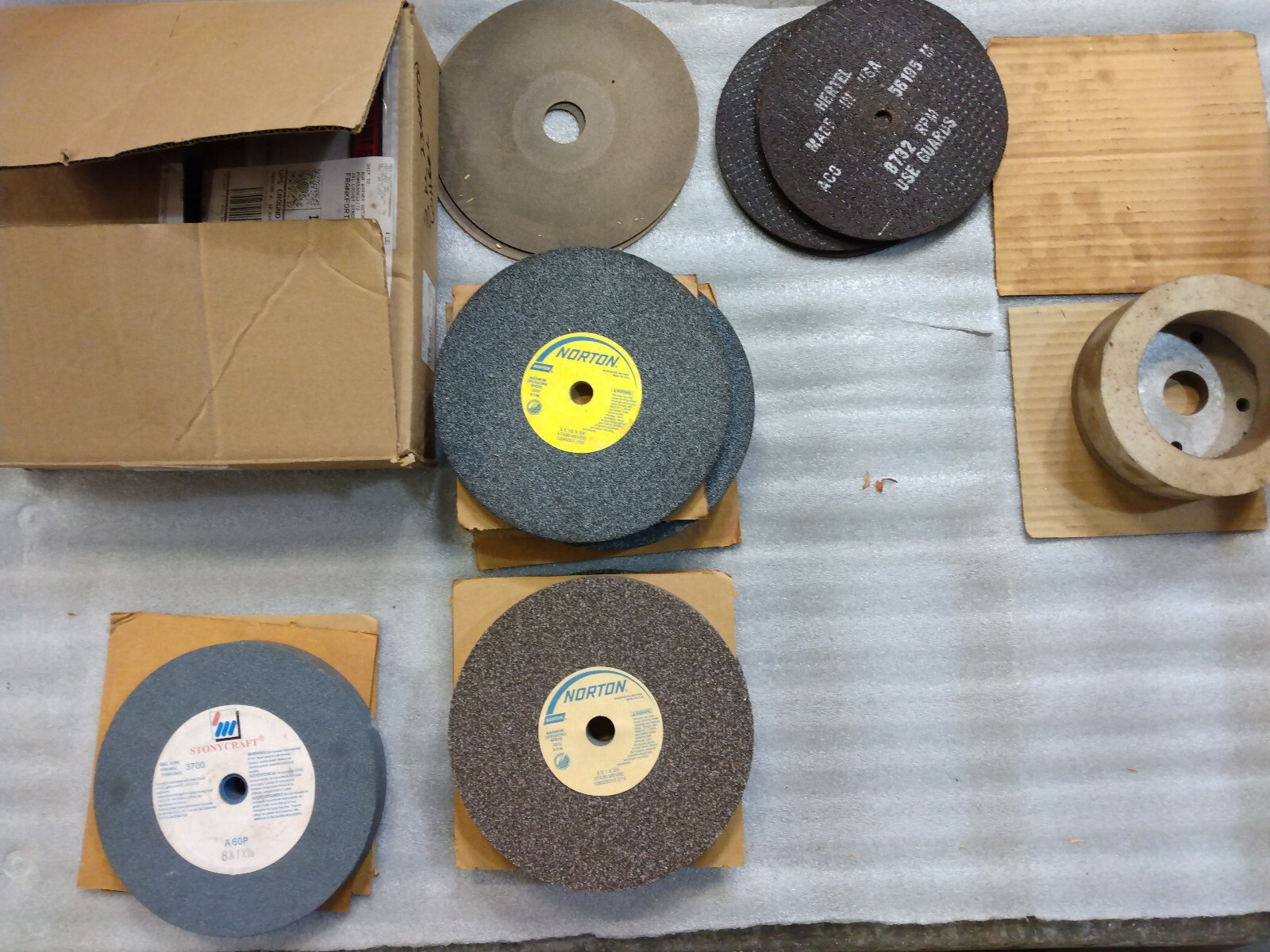 LECO Corp Cut Off Wheel (LOT OF TWO) 8" x .16" x 1-1/4" 8 inch cutoff ...