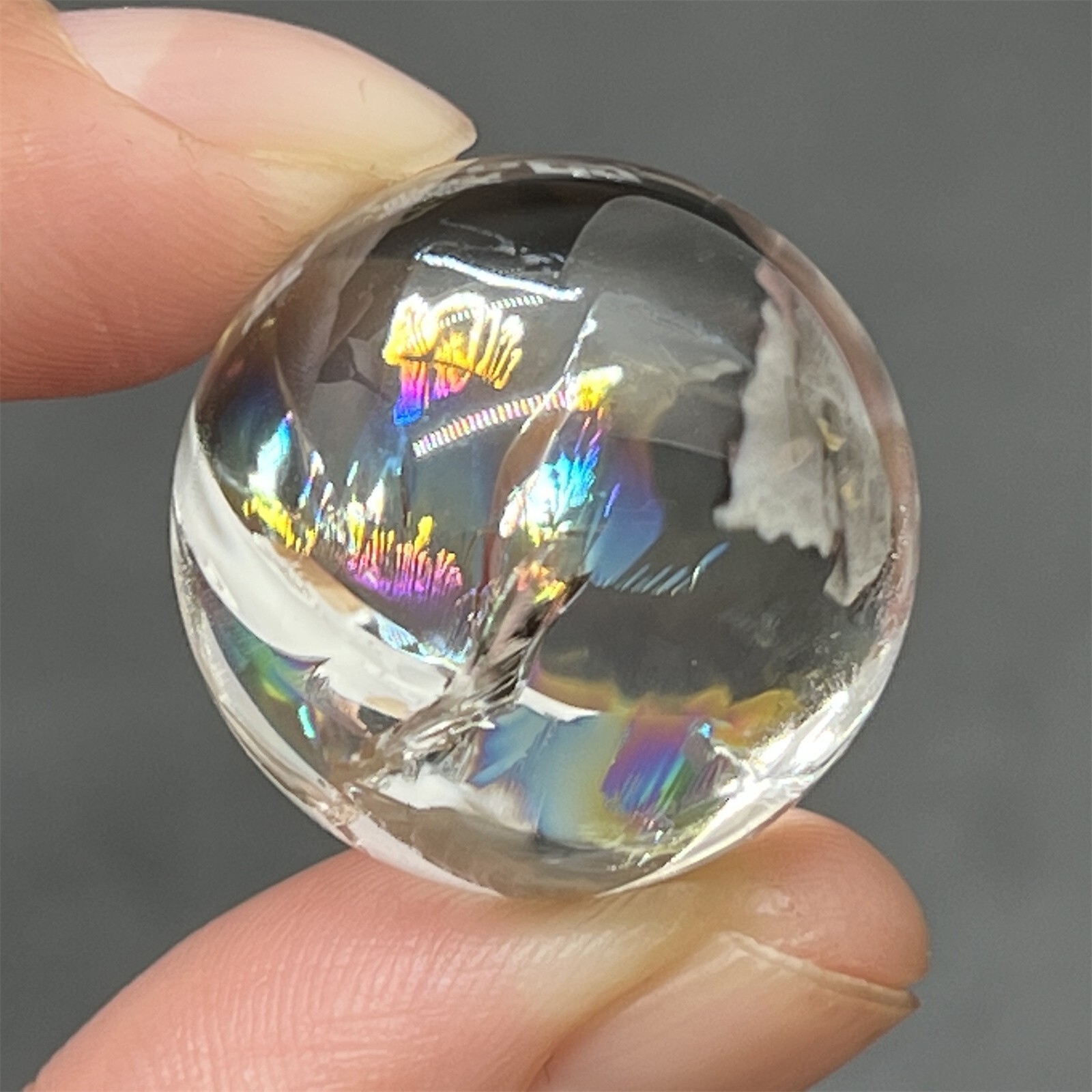 Top 20mm+ Natural clear Quartz sphere Rainbow Crystal Ball reiki ...