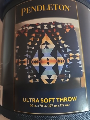 NWT Pendleton Fleece Throw Blanket 50 x 70 Southwestern Aztec - Big ...