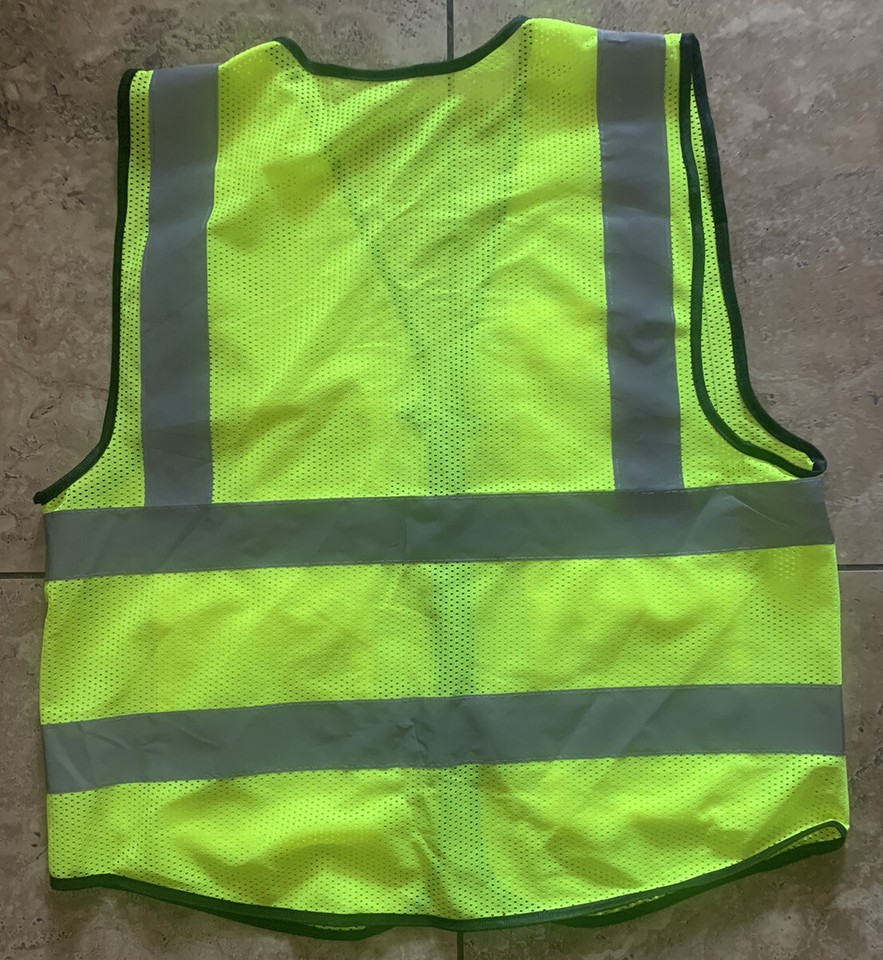Mesh Reflective Safety Vest with Pockets and Zipper High Visibility ...