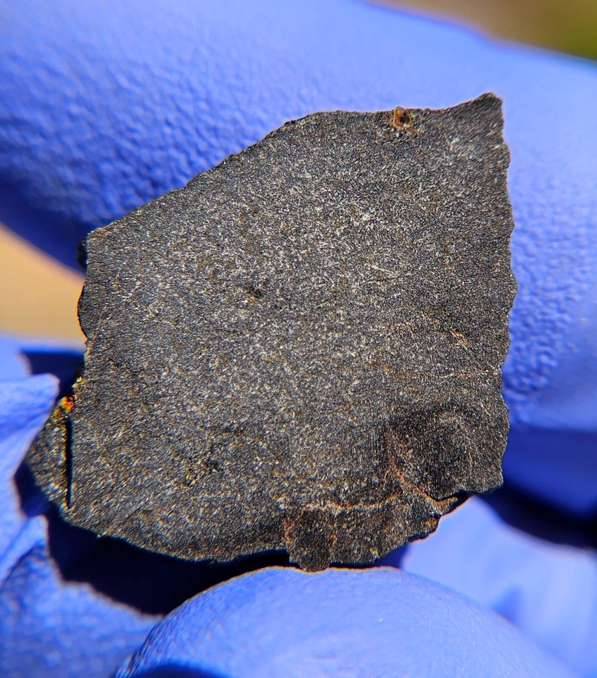 Meteorite**NWA 16286, Lunar Mare Basalt(olivine-phyric)**1.725 gram ...