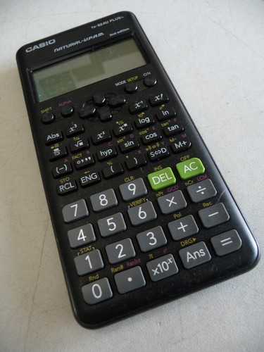 AUS SELLER Casio fx-82AU PLUS II 2nd Edn Scientific Calculator - TESTED ...
