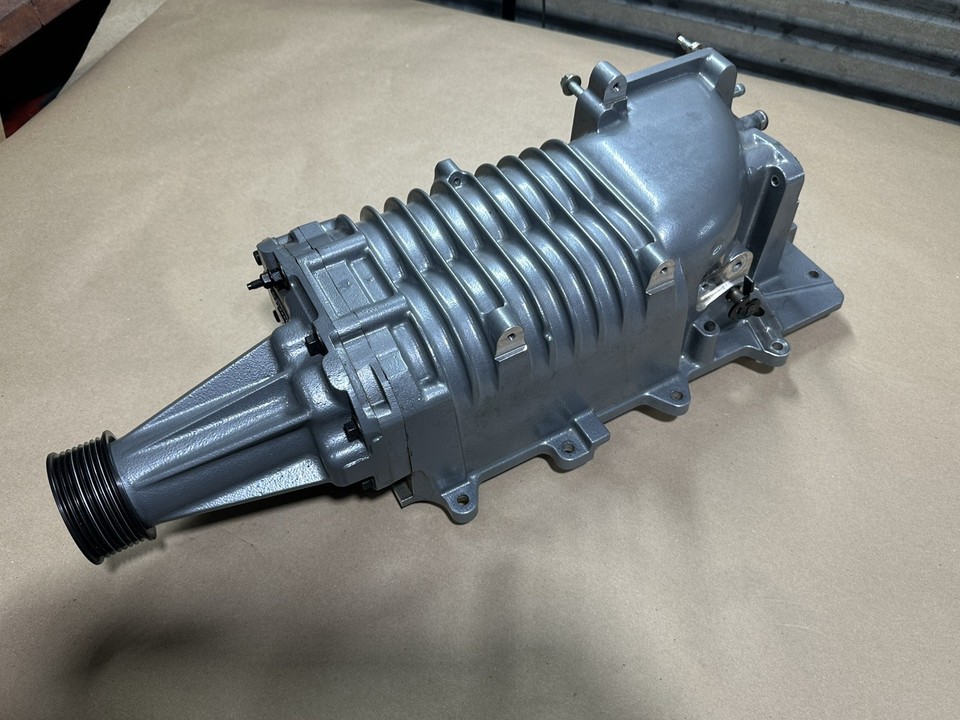 2003-2004 Ford Mustang SVT Cobra Supercharger Stock Eaton SVT 03 04 ...