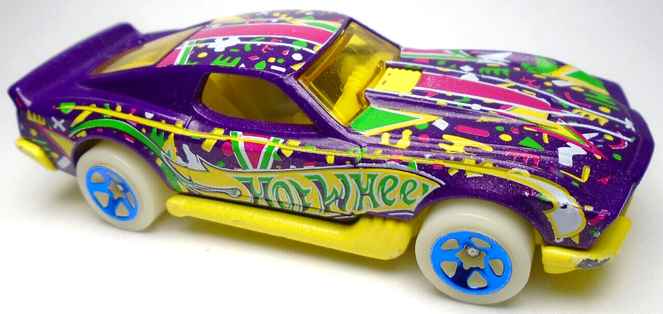 2022 HOT WHEELS BLVD. BRUISER GLOW WHEELS PURPLE 3" DIECAST CAR W ...
