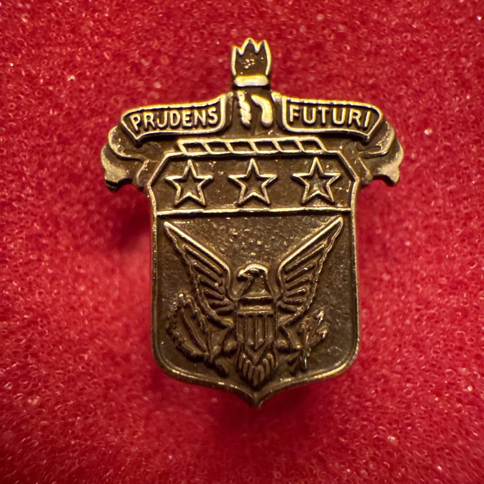 Us Army War College Pin - Prudens Futuri | eBay
