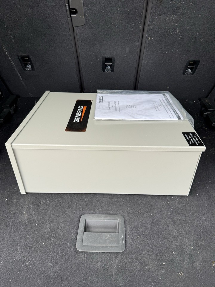 GENERAC 100A 120/240V Automatic Smart Transfer Switch NonService Rated ...