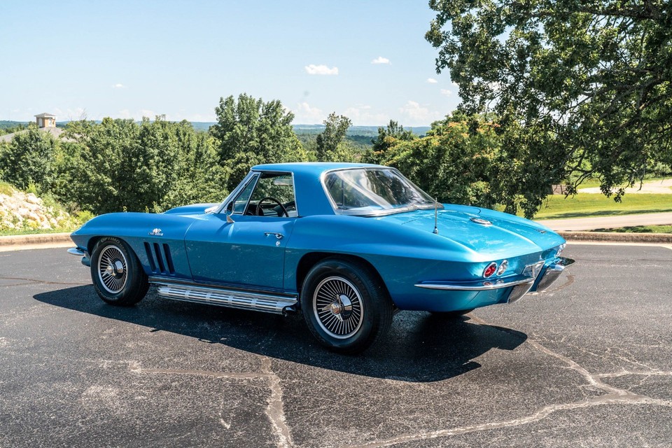 1966 Chevrolet Corvette Convertible L72 427/425 4 Speed Rotisserie ...