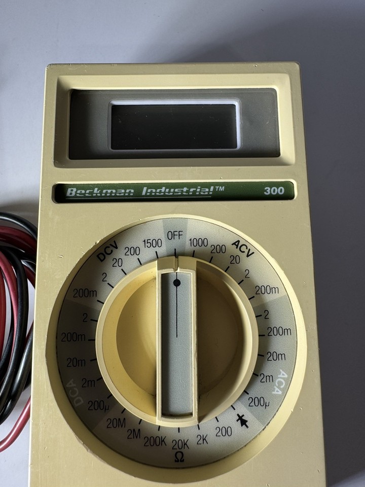 Beckman Tech 310 Digital Multimeter **Probes Included! **TESTED WORKING ...