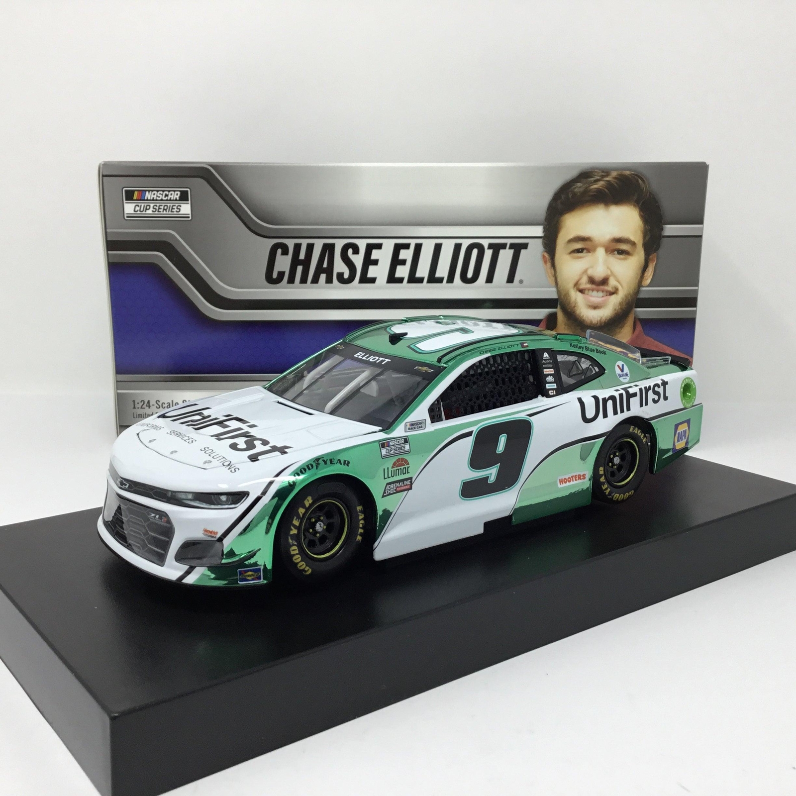 Chase Elliott 2021 Unifirst Color Chrome 1:24 Diecast | eBay