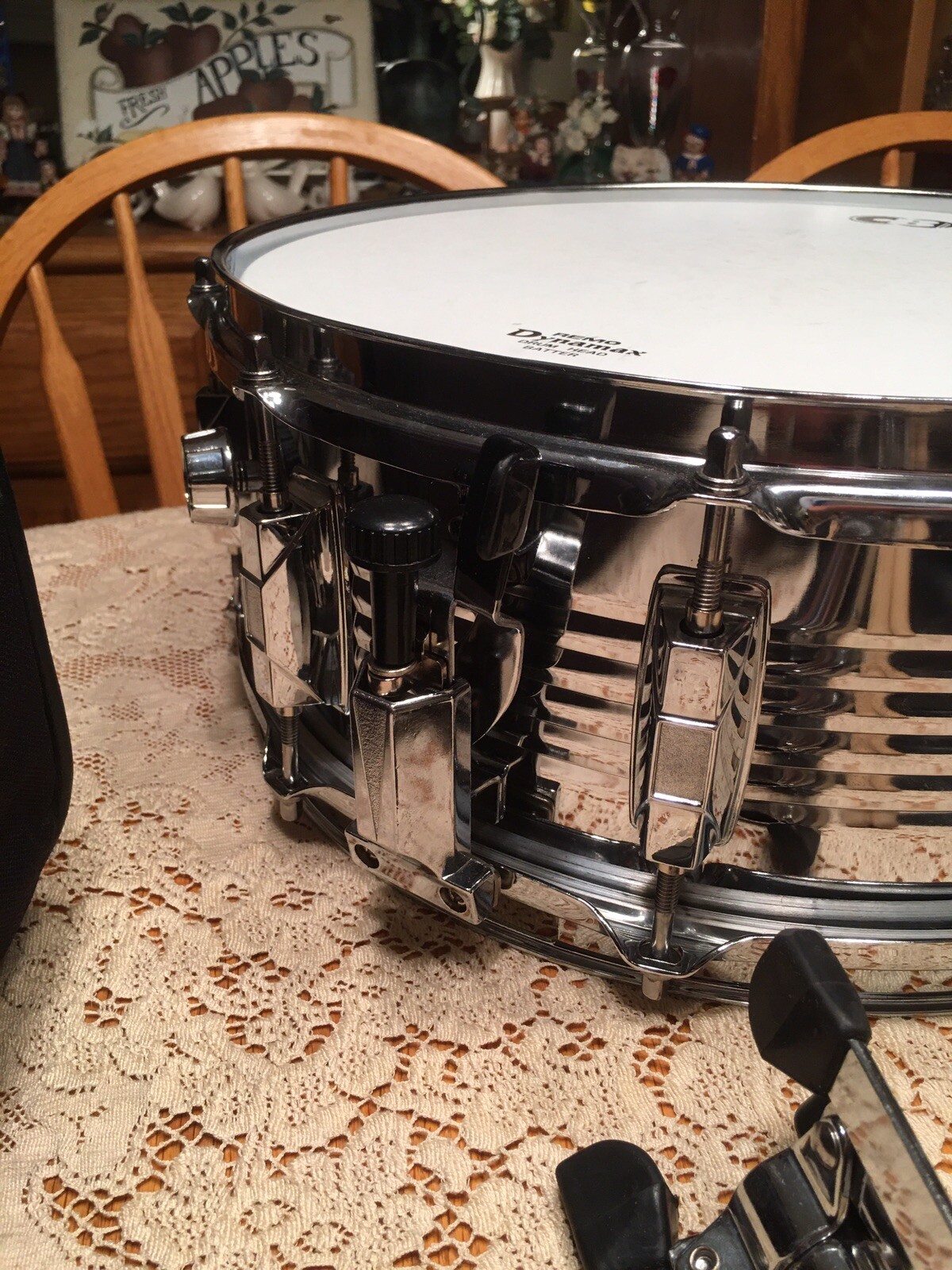 CB700 Dynamax Snare Drum With Carrying Case And Ludwig Stand | eBay