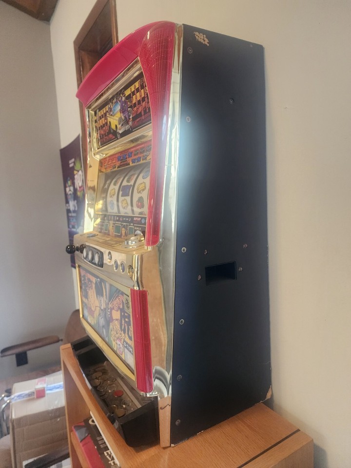 Vintage Japanese Aristocrat Skill Stop Token Slot Machine Working With ...