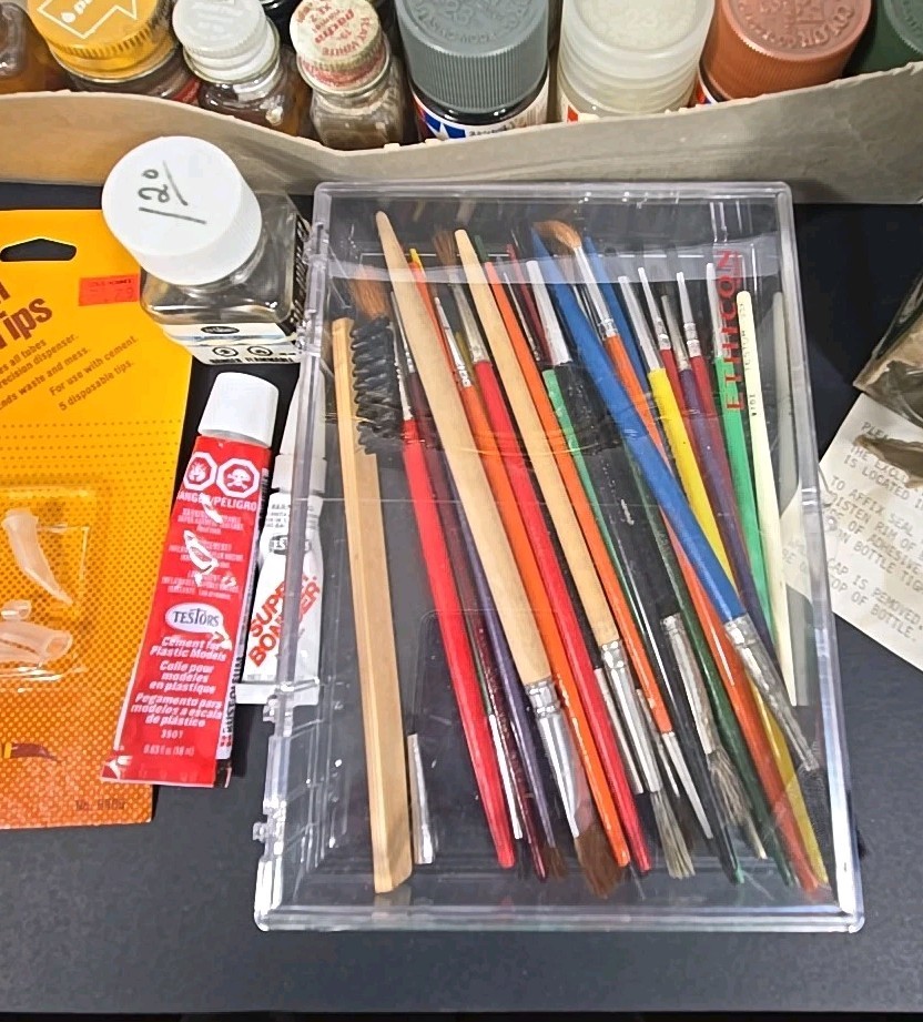 Lot of Vintage Model Paints Testors Humbrol Pactra Tamiya & Paasche ...