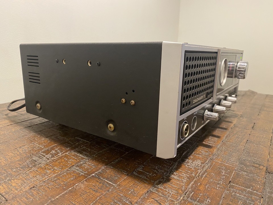 Uniden President Zachary T 40 Channel AM Base CB Radio Powers On ...