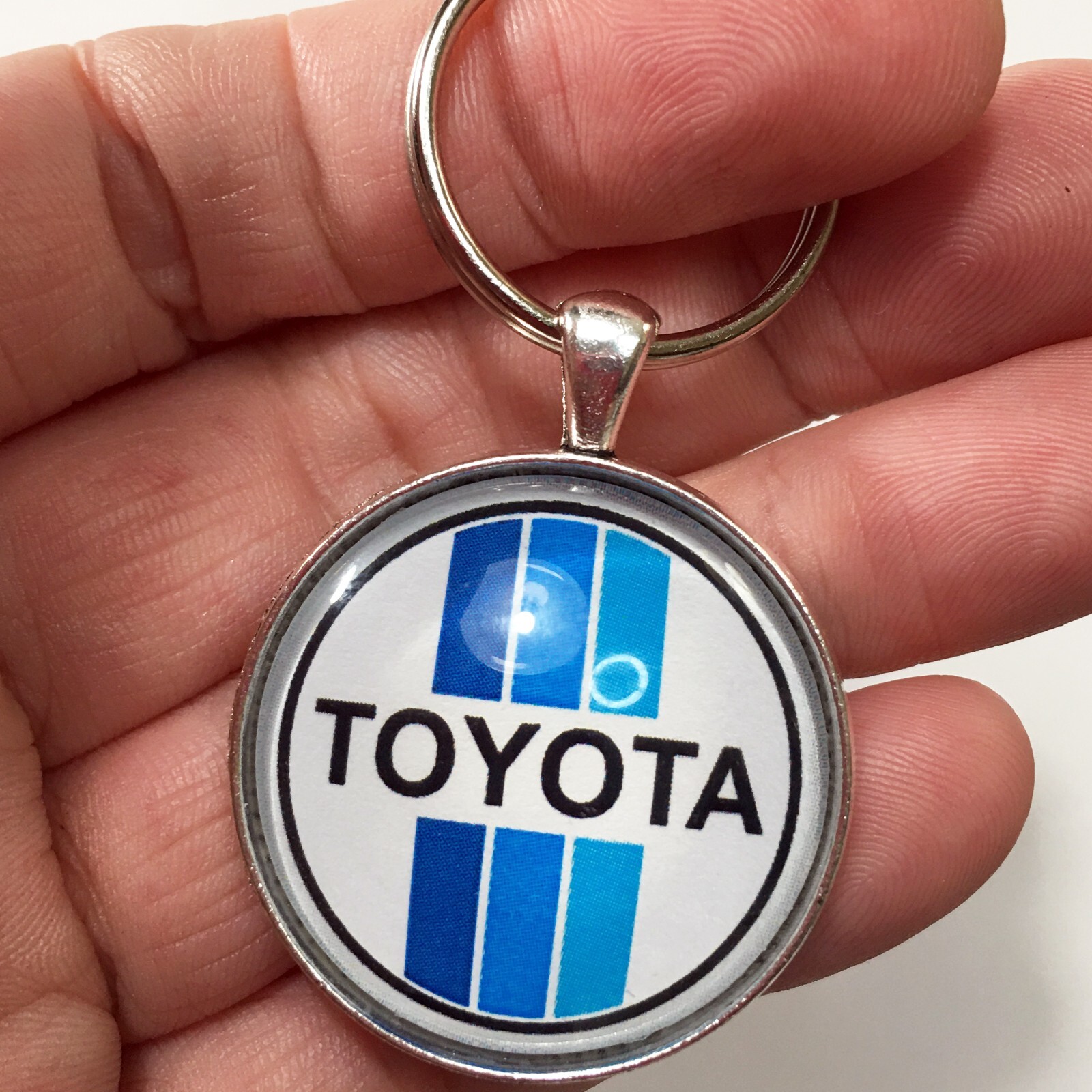 Vintage Blue Stripe Toyota Logo Reproduction Keychain 4 Runner Land ...