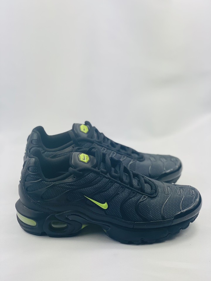 Nike Air Max Tn Plus SE GS Neon Black Green Womens Shoes AO5435-002 ...