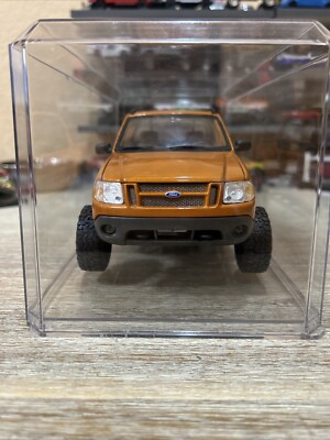 Custom 1/18 Scale Ford Explorer Sport Trac | eBay