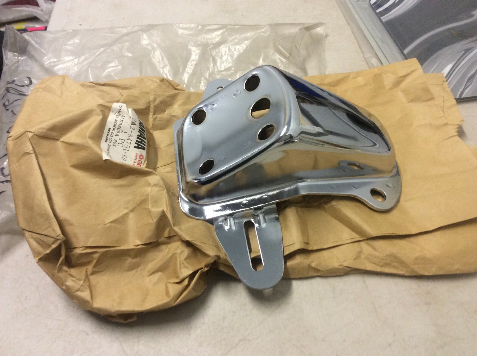 GENUINE YAMAHA PARTS NUMBER PLATE BRACKET XS250 78-79 XS400 78-79 2A2 ...