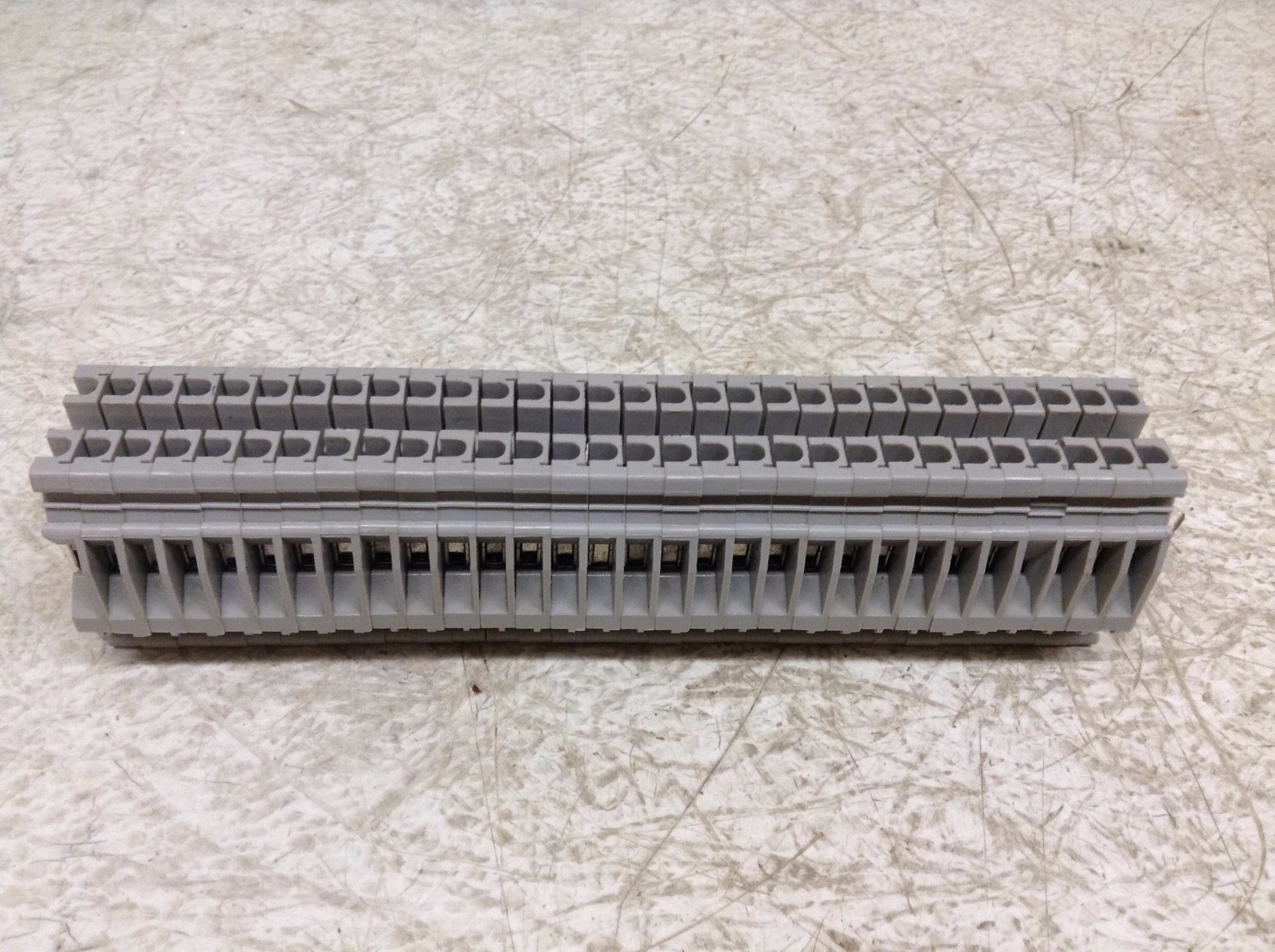 Phoenix Contact K4 Gray Grey Wire Terminal Lot of 30 | eBay