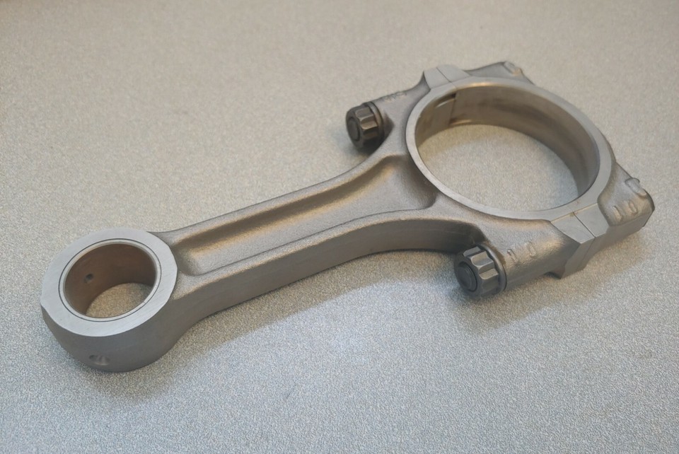 VERY NICE USED ORIGINAL PORSCHE 911 993 CONNECTING ROD MAGNAFLUXED 550g ...