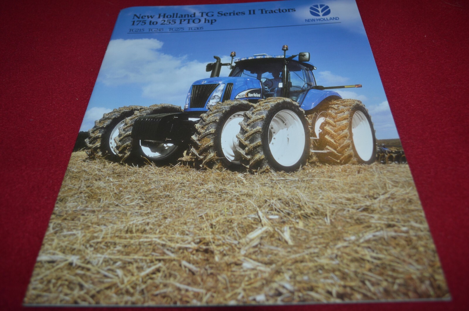New Holland TG215 TG245 TG275 TG305 Tractor Brochure AMIL15 Ver2 | eBay
