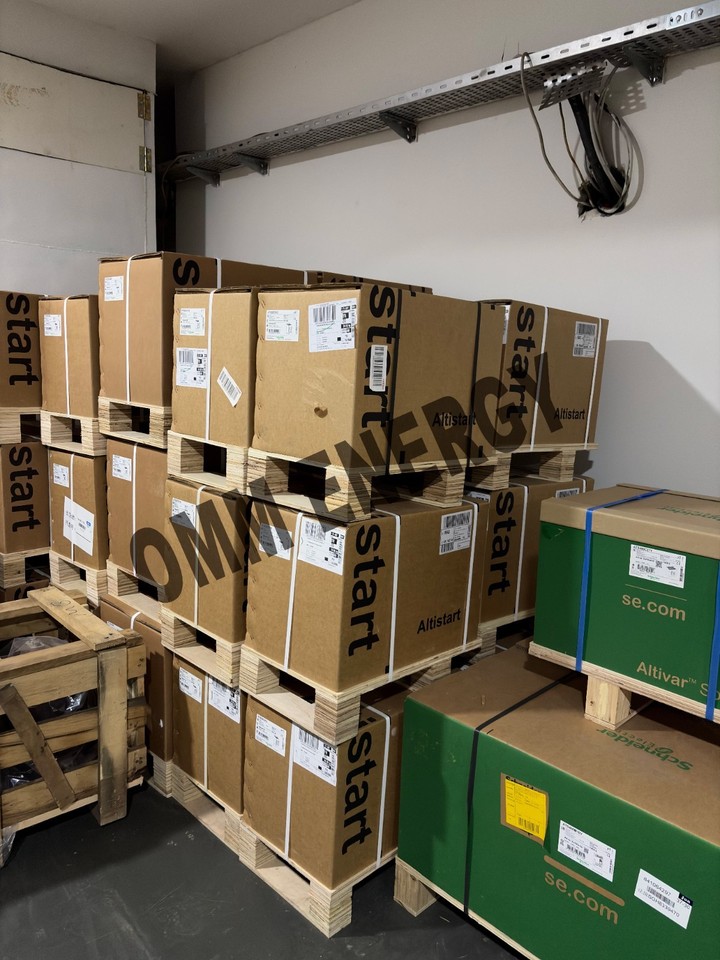 NEW SCHNEIDER ELECTRIC METSEPM2120 EasyLogic PM2120 - Power Energy ...