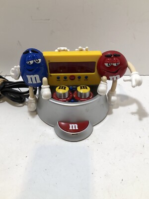 M&M's Collectible AM/FM Radio Digital Alarm Clock Electric Blue Red | eBay